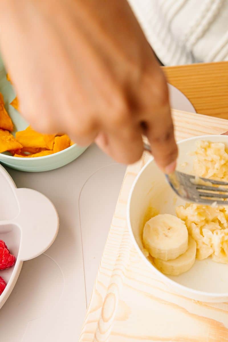 Tips For Introducing Peanut Butter to Baby Early - Bucket List Tummy