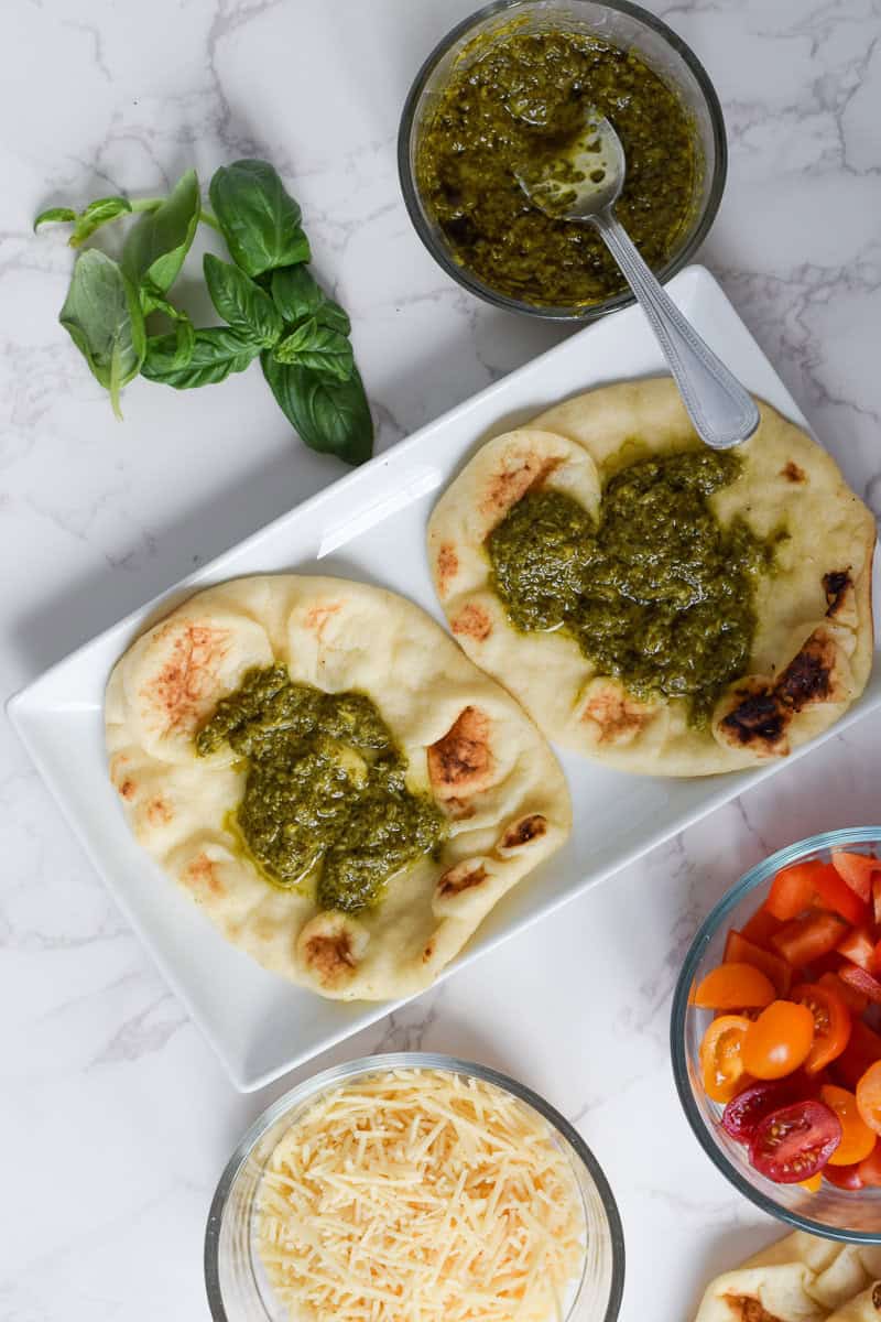 8 Minute Pesto Naan Pizza - Bucket List Tummy